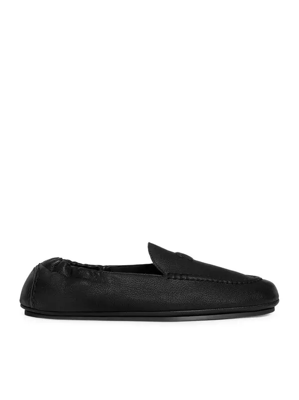 Celine Adam Slip-on Moccasins In Goat Leather - Black