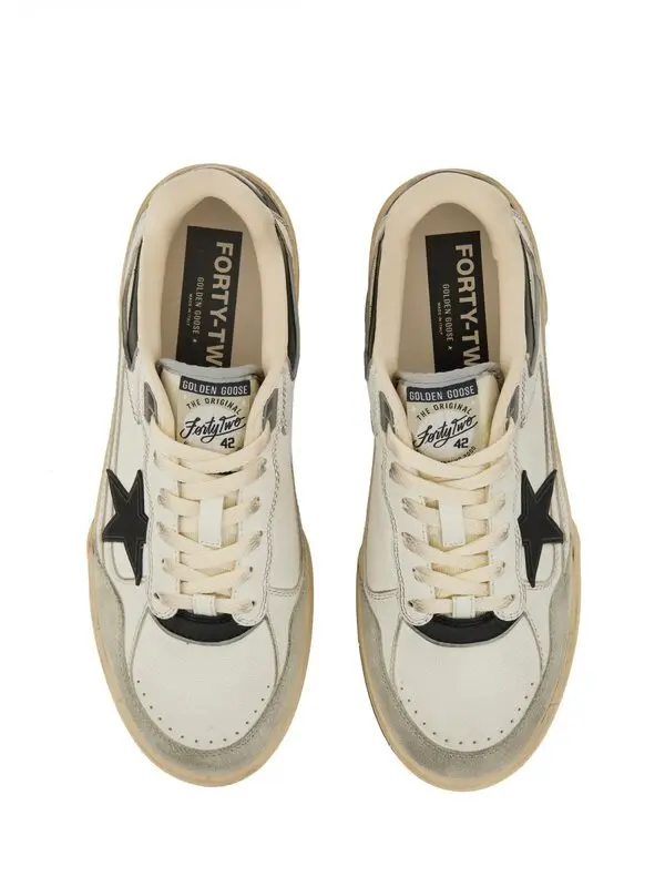 GOLDEN GOOSE Forty2 Sneakers - White