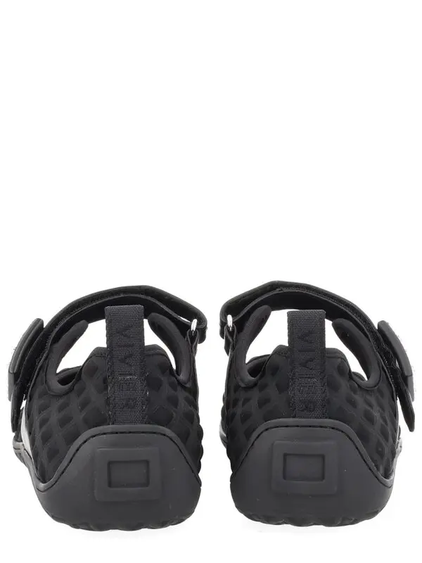 ROGER VIVIER Ballerina Viv Low Flats With Buckle Detail - Black