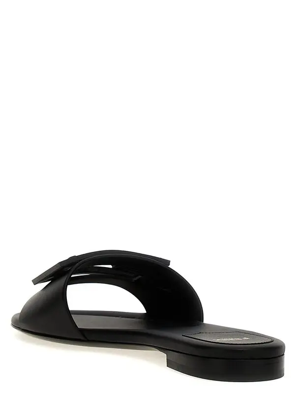 Fendi Baguette Leather Sandals With Ff Logo - Black