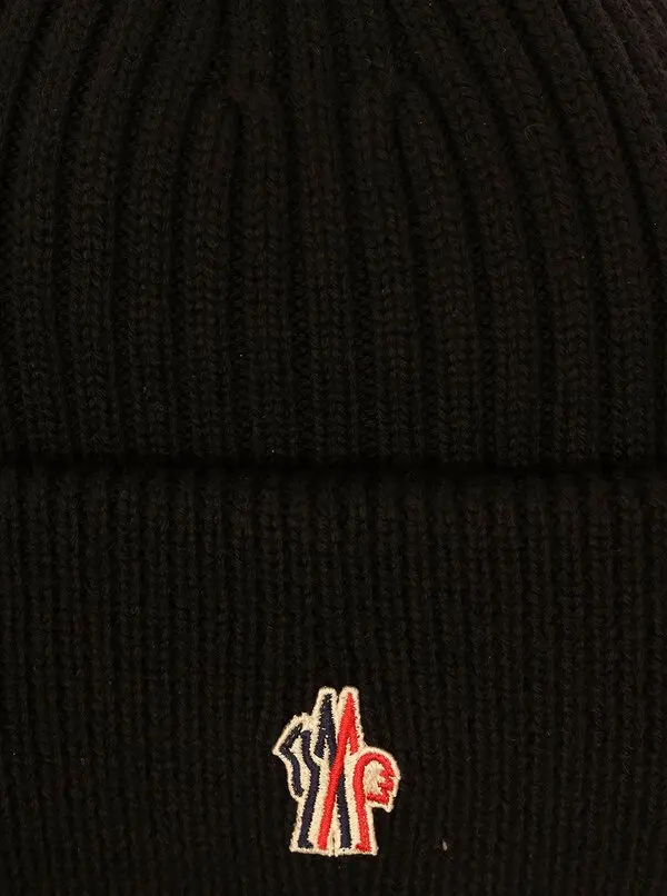 Moncler Wool Beanie With Logo Patch - Multicolor
