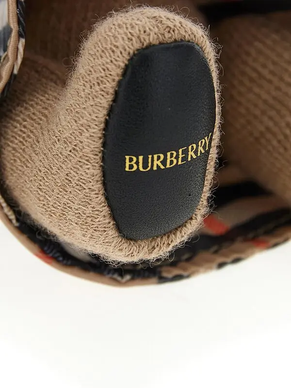 Burberry Thomas Bear Keyring With Cape