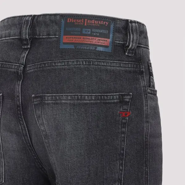 DIESEL® 1988 D-ark Jeans - Black
