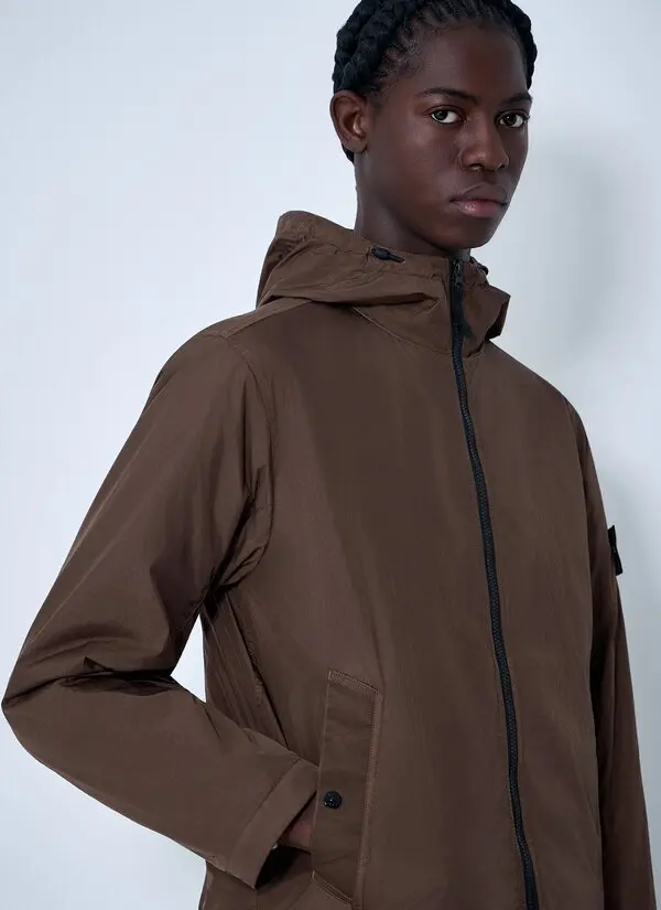 Stone Island Hooded Zip-up Lightweight Jacket With Logo Patch - Brown