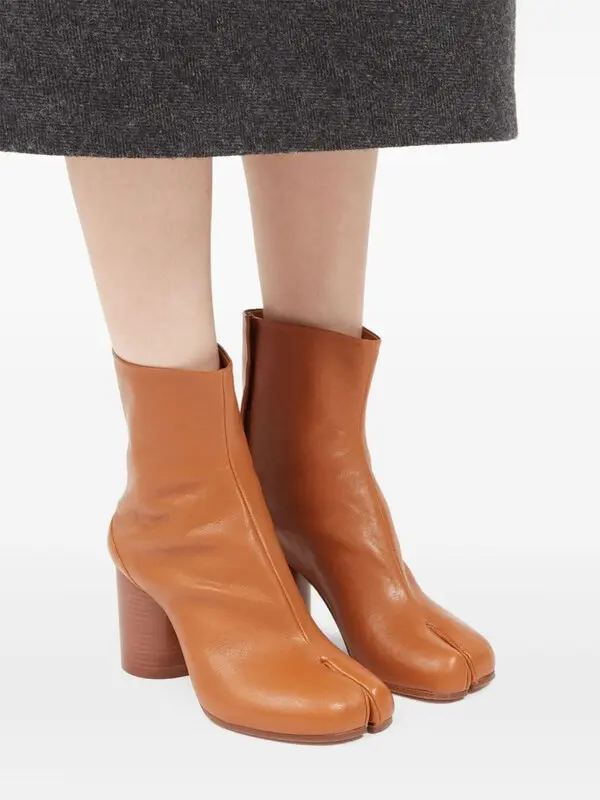 MAISON MARGIELA Tabi 80 Ankle Boots