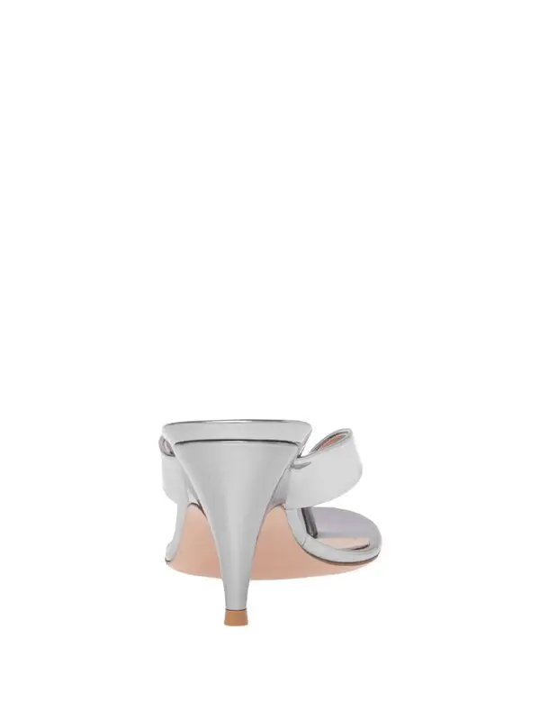 GIANVITO ROSSI Sofia Thong Metallic Leather Sandals - Silver