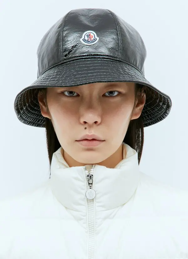 Moncler Logo Patch Quilted Bucket Hat - Black