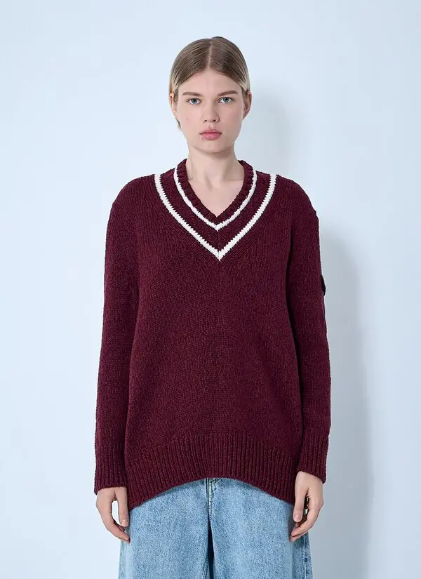 Moncler V-neck Wool Sweater With Ribbed Trims And Pocket Detail - Red