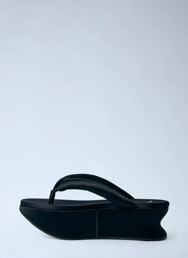 Balenciaga Gaeta Thong Sandals - Black