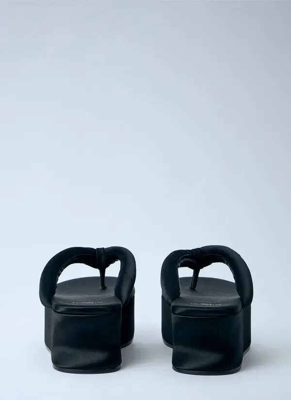 Balenciaga Gaeta Thong Sandals - Black