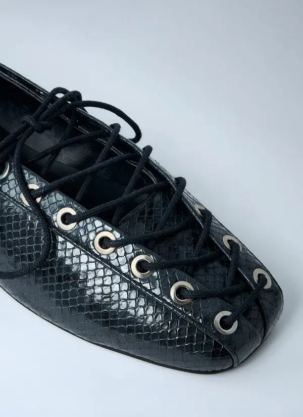 GANNI Ballerina Flats With Eyelet Lace-up Construction - Black