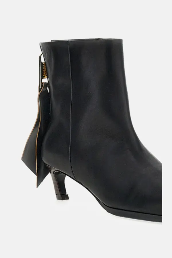 Sacai Leather Ankle Boots With Kitten Heel And Zip Detail - Multicolor