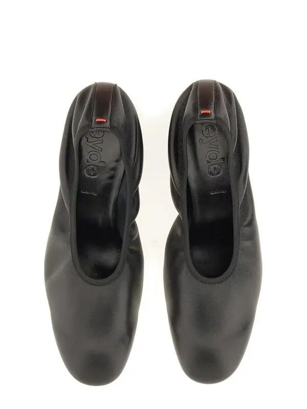 AeydĒ Gemma Nappa Leather Pumps - Black