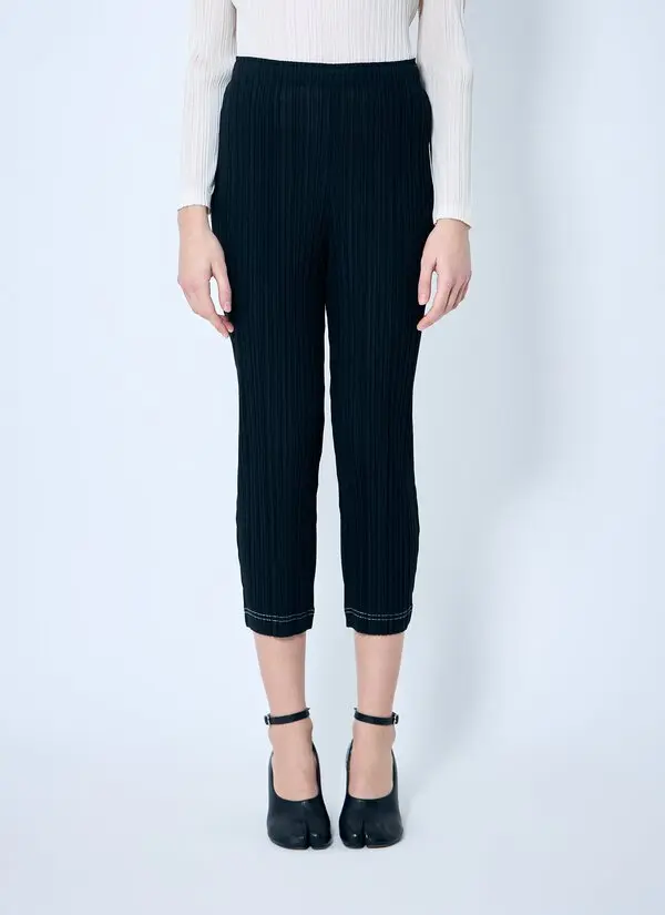 Issey Miyake Cropped Pleated Pants