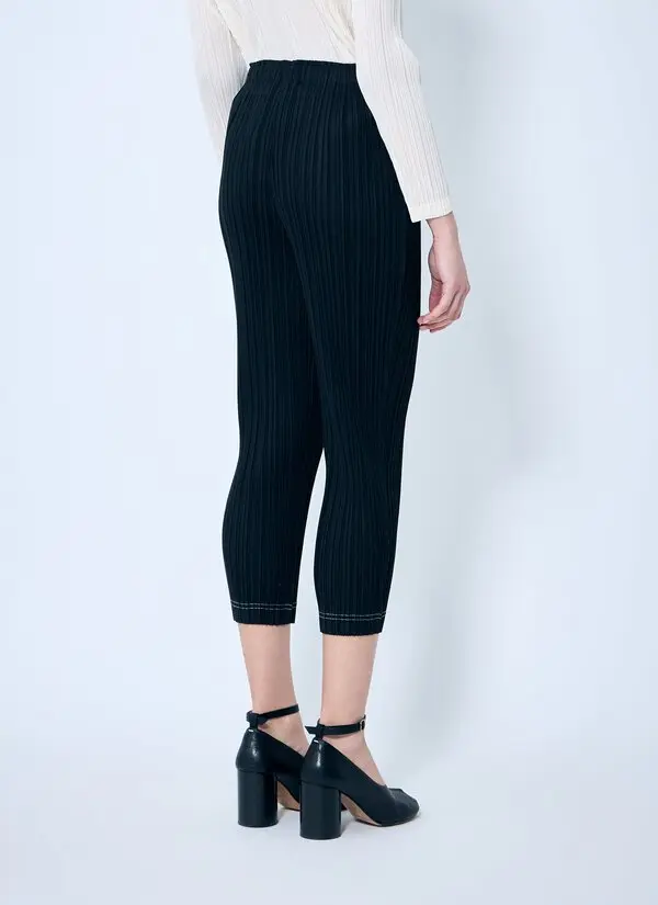 Issey Miyake Cropped Pleated Pants