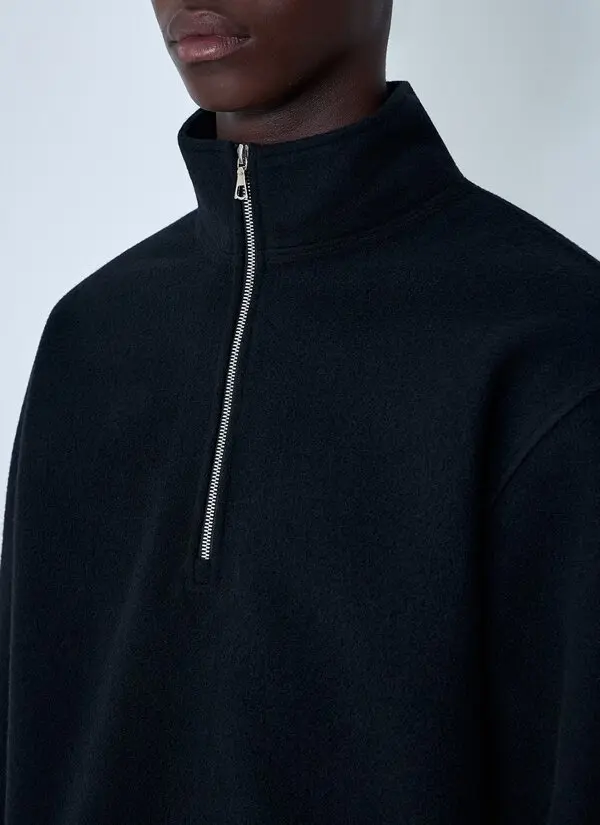 RIER Riera Zip-up Fleece Sweatshirt - Black