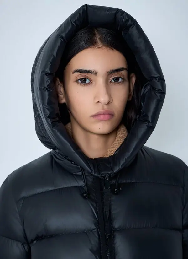 Moncler Suyenne Hooded Down Jacket - Black