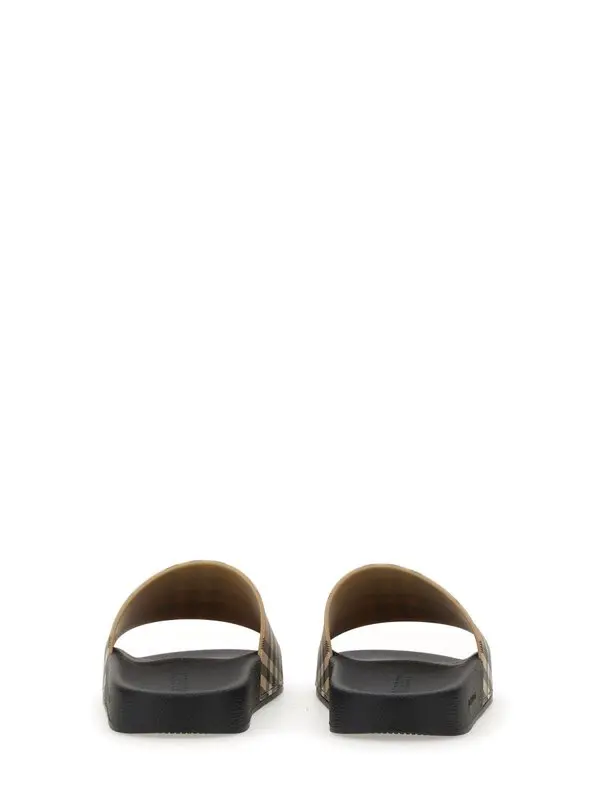 Burberry Slide Sandals With Checked Detailing - Cream