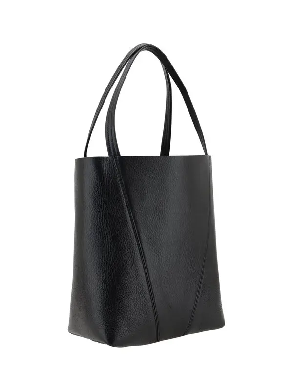 Chloé Spin Leather Shoulder Bag With Monogram Detail - Black
