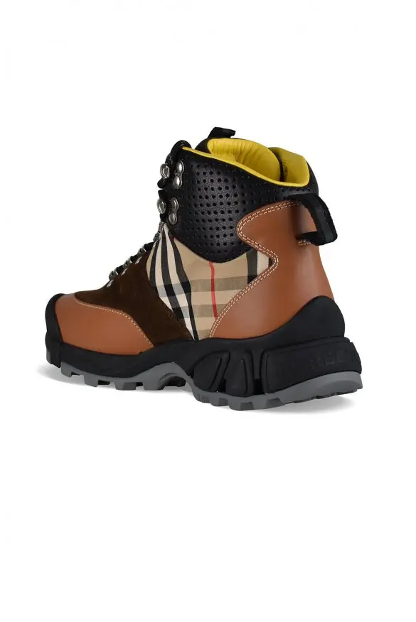 Burberry Arthur Boots