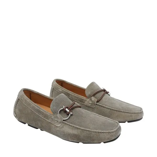 FERRAGAMO Gancini Suede Loafers - Green
