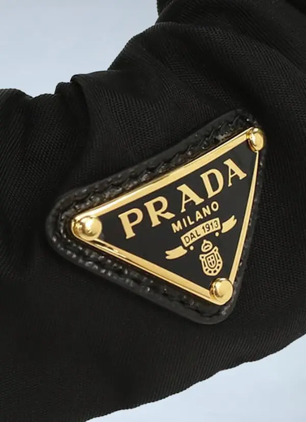 Prada Re-nylon Scrunchie With Logo Plaque - Black