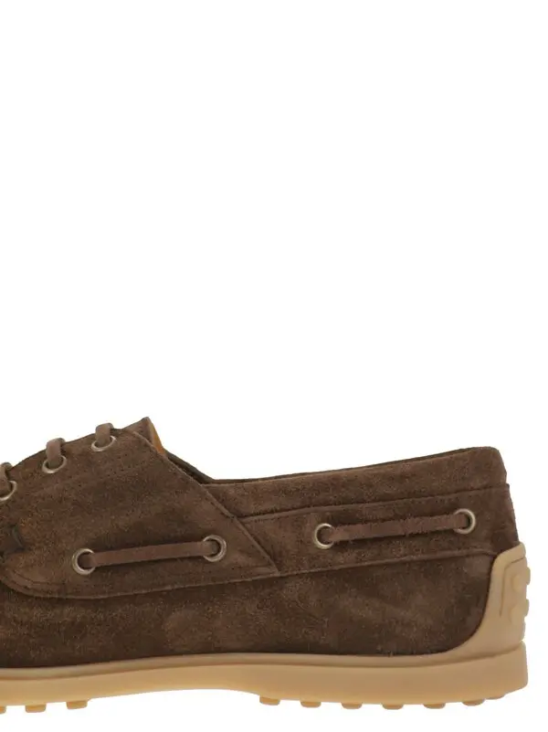 TOD'S Suede Calfskin Boat Shoe With Embossed Monogram - Brown