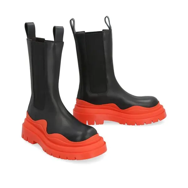 Bottega Veneta Leather Tire Boots - Black