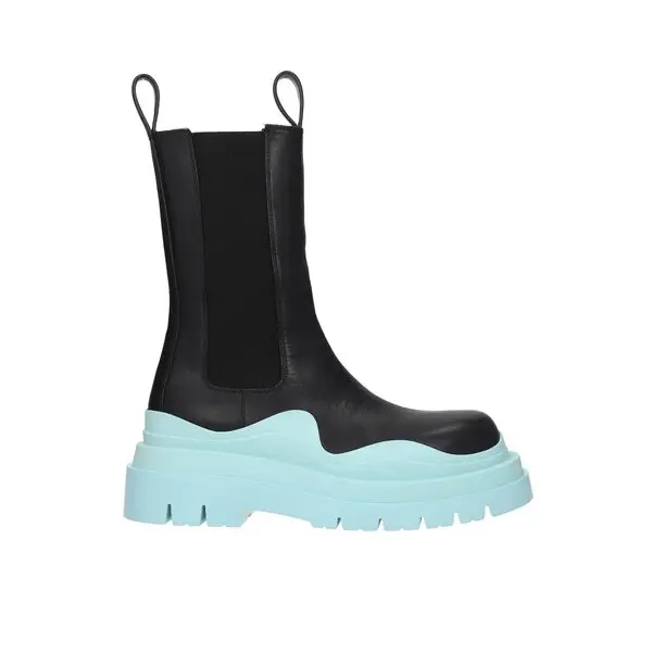 Bottega Veneta Leather Chelsea Boots With Contrasting Sole - Black