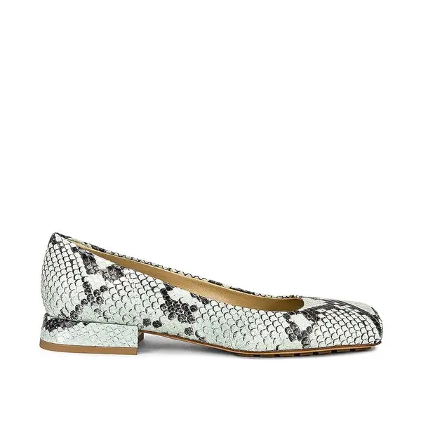 Bottega Veneta Ballerina Flats In Calf Leather With Python Effect - Green