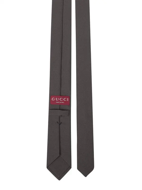 Gucci Slim Tie In Crepe-effect Fabric