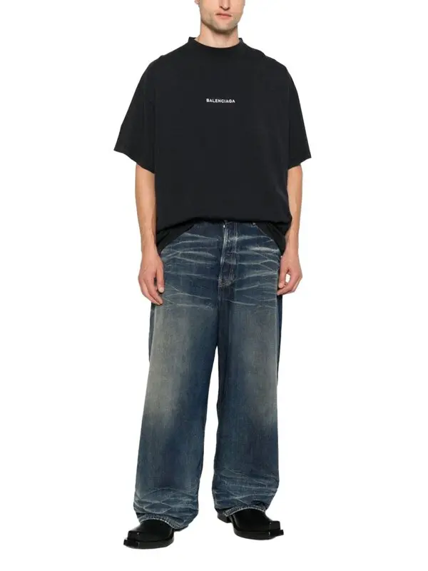Balenciaga Oversize Fit T-shirt - Black