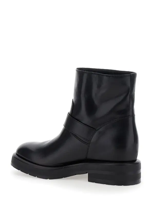 Chloé Coddington Ankle Boots With Paddington Buckle In Leather