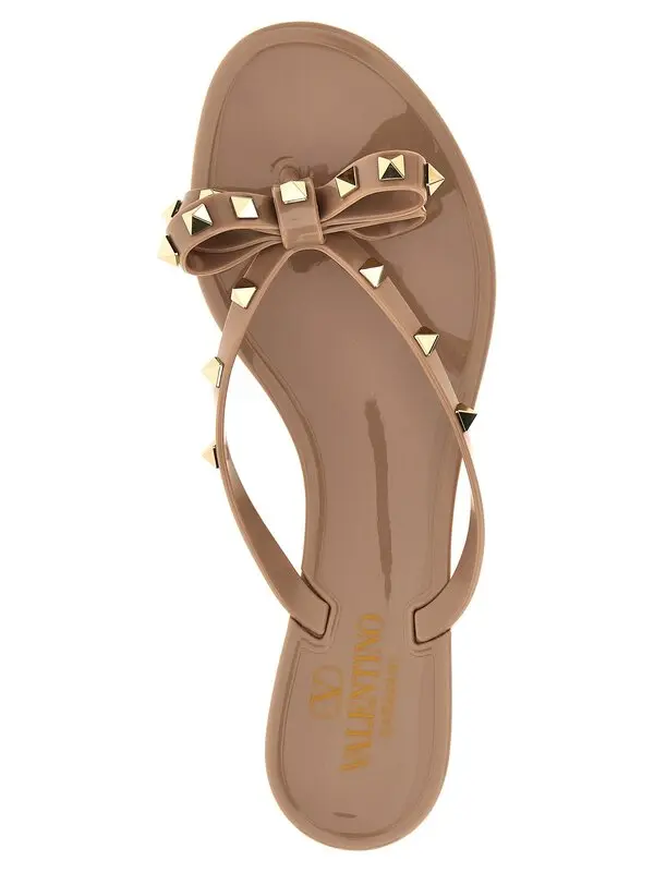 Valentino Garavani Rockstud Thong Sandals - Pink