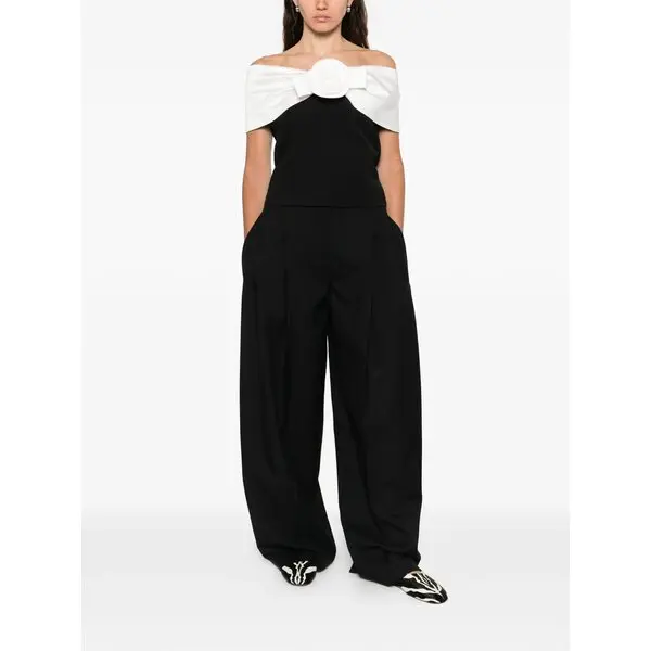 SELF-PORTRAIT Off-shoulder Flower Detail Top