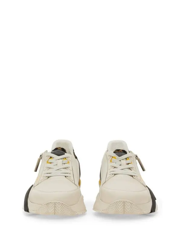 Fendi Flow Sneakers - Multicolor
