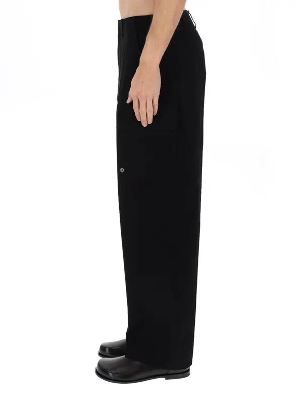 Fendi Cargo Pants With Logo Detail - Black