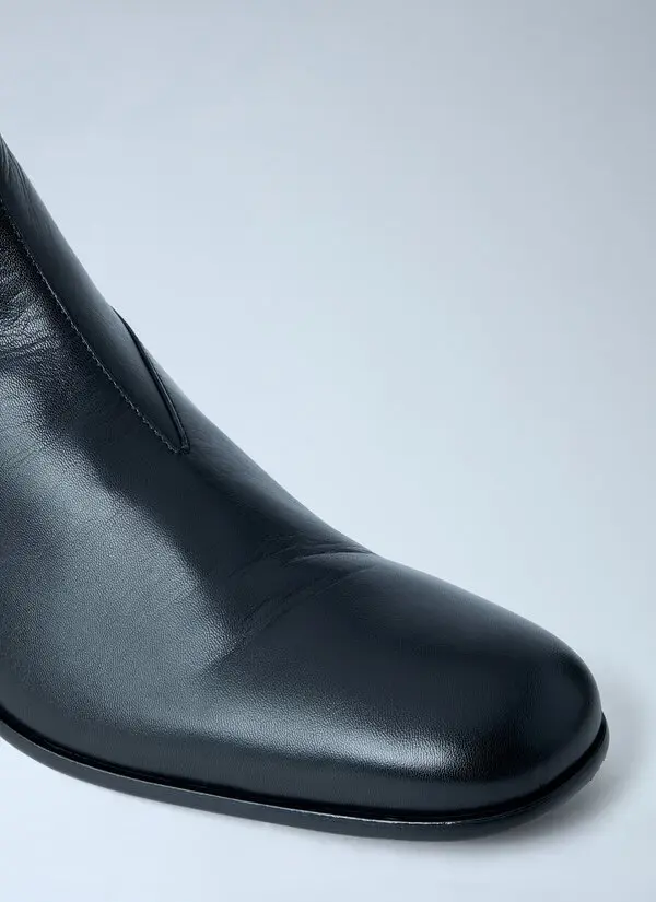 Prada Leather Chelsea Boots With Elastic Side Panels - Black