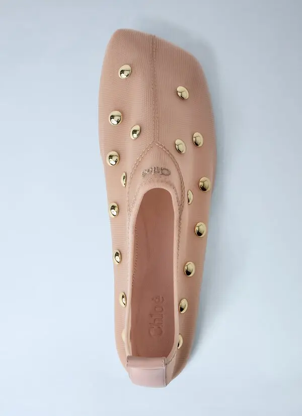 Chloé Rita Flat Shoe With Stud Embellishments - Pink