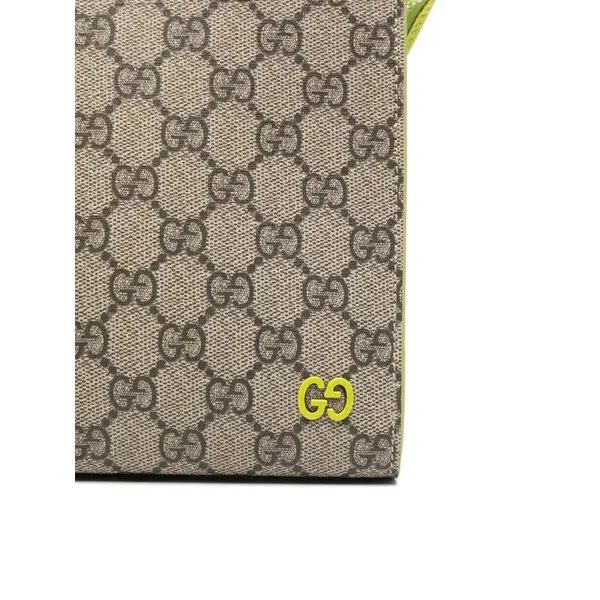 Gucci Classic Gg Canvas Clutch Bag With Top Zip Fastening - Cream