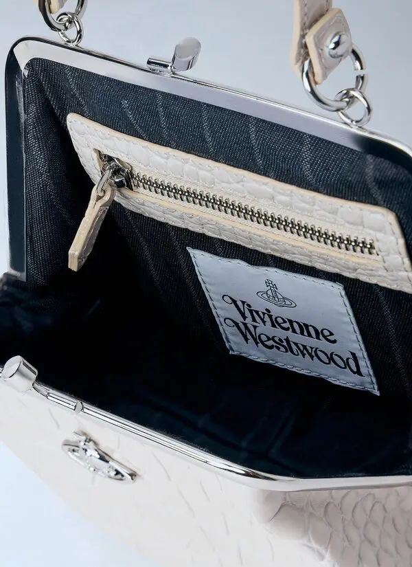 VIVIENNE WESTWOOD Granny Frame Purse - White
