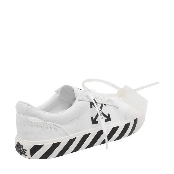 Off-White Vulcanized Low-top Sneakers With Appliqu - Black
