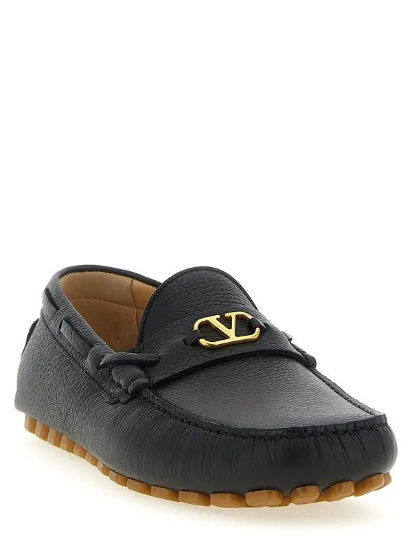 Valentino Garavani Hammered Leather Driver Fastaway Loafers With Vlogo Signature - Black