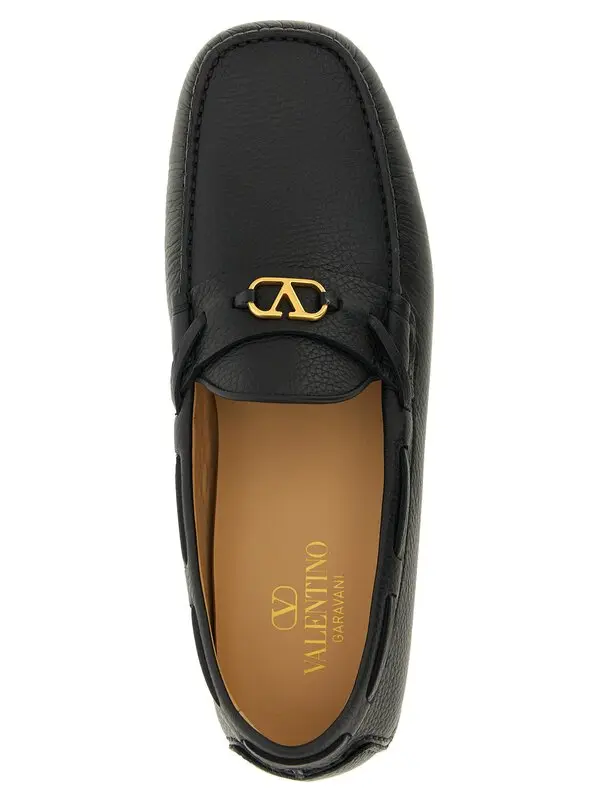 Valentino Garavani Hammered Leather Driver Fastaway Loafers With Vlogo Signature - Black
