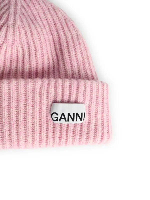 GANNI Ribbed Wool Beanie With Logo Detail - Pink