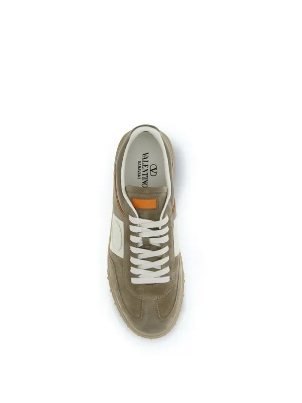 Valentino Garavani Upvillage Suede Sneakers With Vlogo Detail - Cream