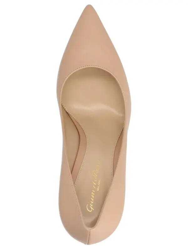 GIANVITO ROSSI Pumps - Cream