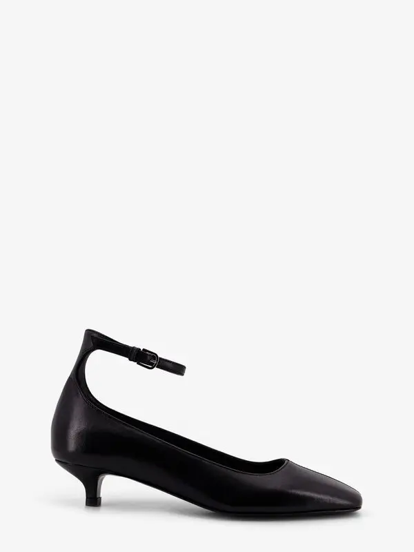 TOTEME Leather Decollete Pumps