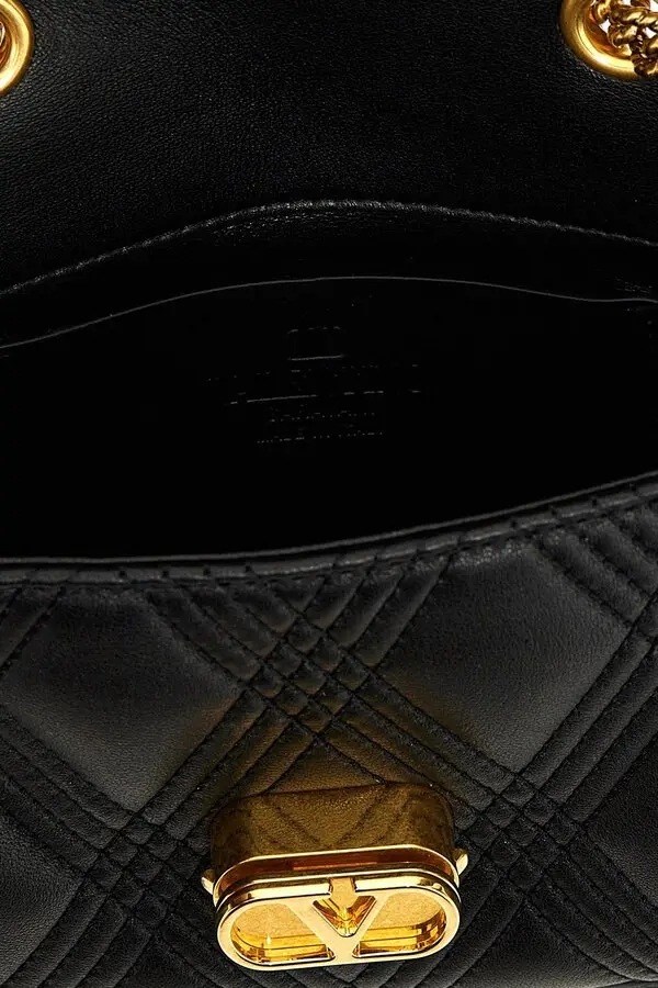 Valentino Garavani Quiltie 67 Shoulder Bag - Black