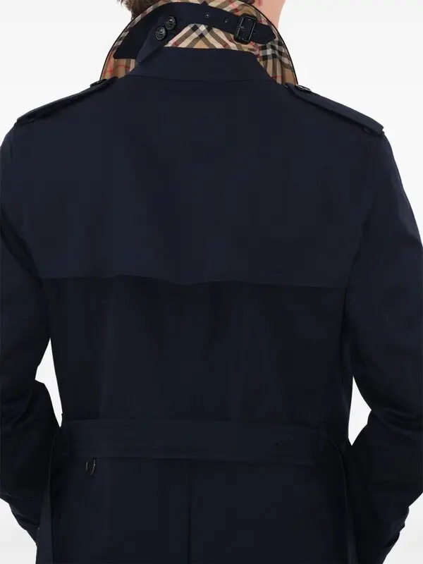 Burberry The Kensington Medium Trench Coat